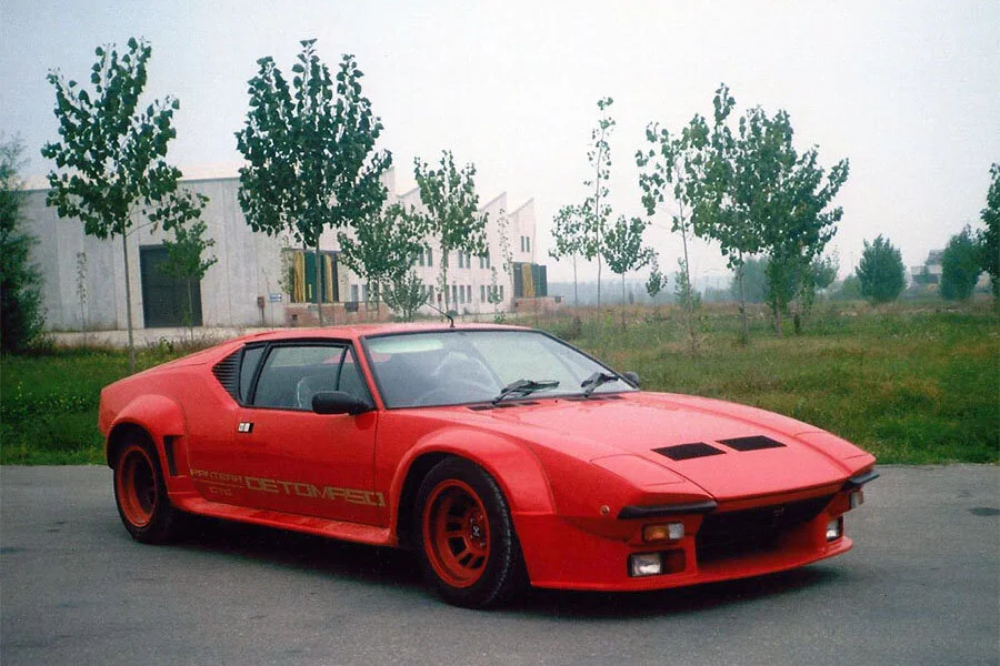Saw a nice Pantera (I think) on the beach : r/classiccars