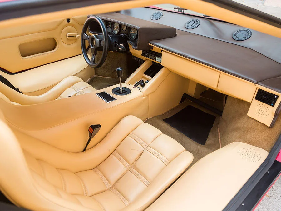 Lamborghini Countach Quattrovalvole Guide — Supercar Nostalgia