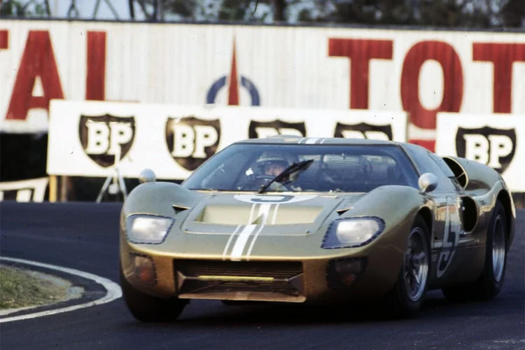 Ford GT40 Mk2 & Mk2B '67 Guide — Supercar Nostalgia