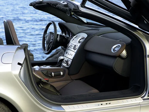 Mercedes-Benz C199 SLR McLaren Guide — Supercar Nostalgia