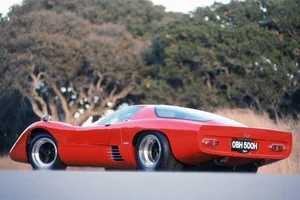 McLaren M6 GT Guide — Supercar Nostalgia