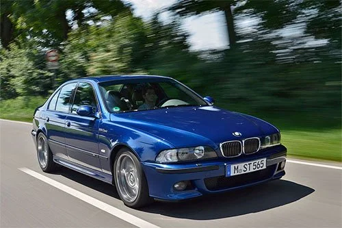 Guide: BMW E24 M635 CSi — Supercar Nostalgia