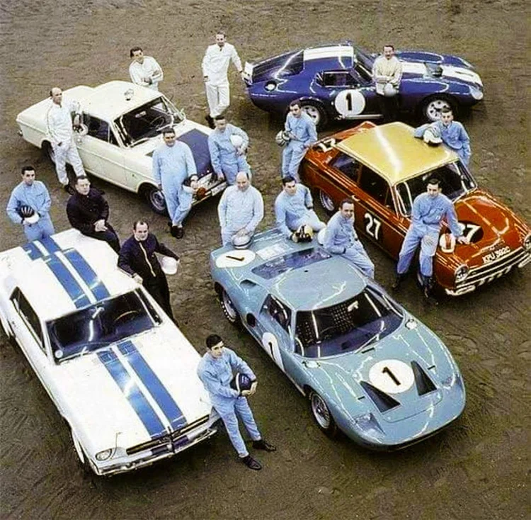 Ford GT40 chassis P/1069 — Supercar Nostalgia