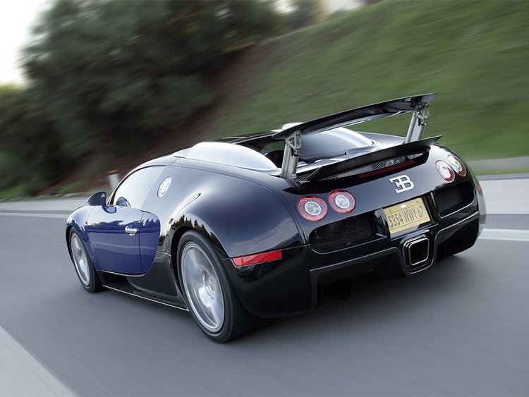Bugatti 16.4 Veyron Guide — Supercar Nostalgia