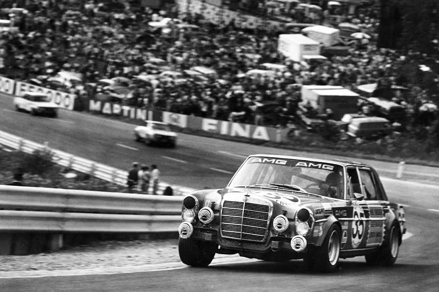 Mercedes-Benz W109 300 SEL AMG 6.8 Gr.2 'Red Pig' Guide — Supercar ...