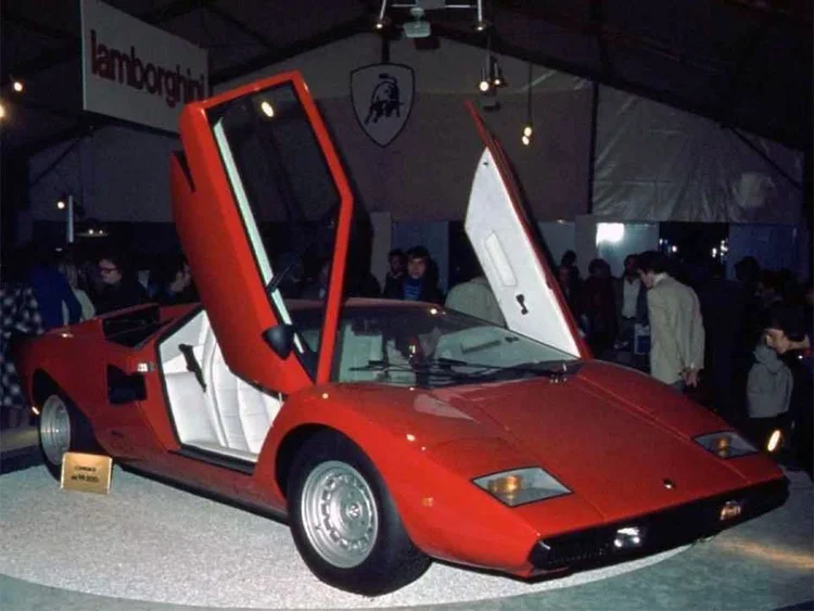 Lamborghini Countach LP400 chassis 1120144 (LP500R) — Supercar Nostalgia