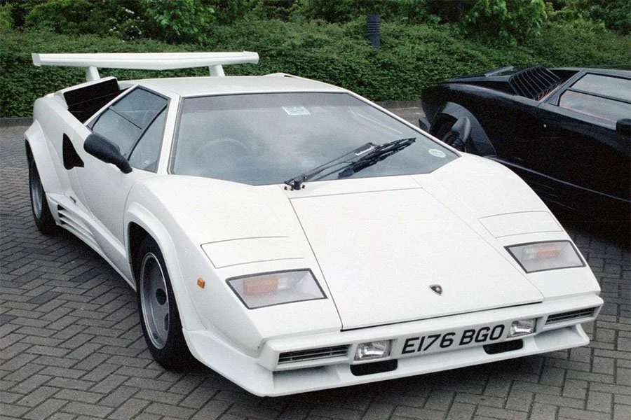 Lamborghini Countach Quattrovalvole chassis JLA1229 — Supercar Nostalgia