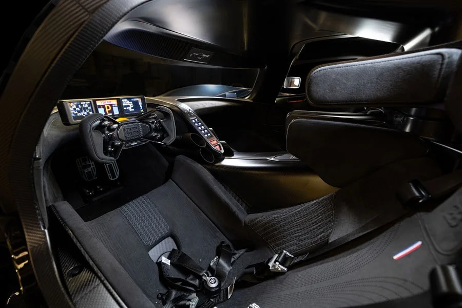 Turquoise Carbon 2024 Bugatti Bolide For Sale in France — Supercar ...