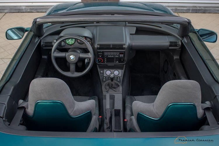 1991 UR Green BMW Z1 For Sale in the Netherlands — Supercar Nostalgia