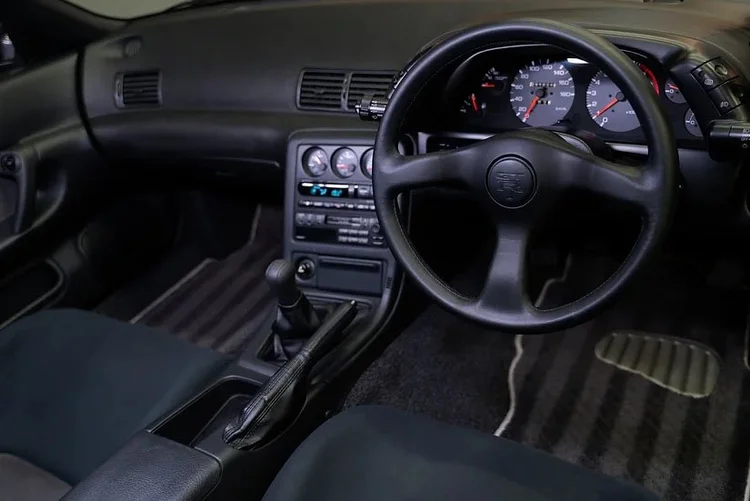 1993 Gun Grey Nissan R32 Skyline GT-R For Sale in Hong Kong — Supercar ...