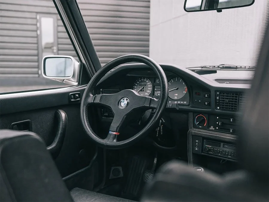 1985 Lachs Silver BMW E28 M5 For Sale in Germany — Supercar Nostalgia
