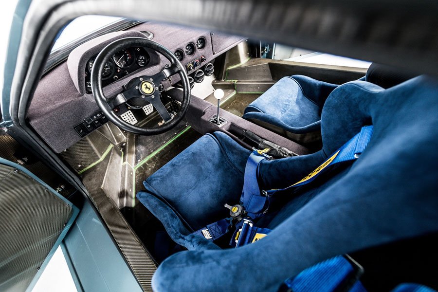 Hyperion Blue 1992 Ferrari F40 For Sale in Luxembourg — Supercar Nostalgia