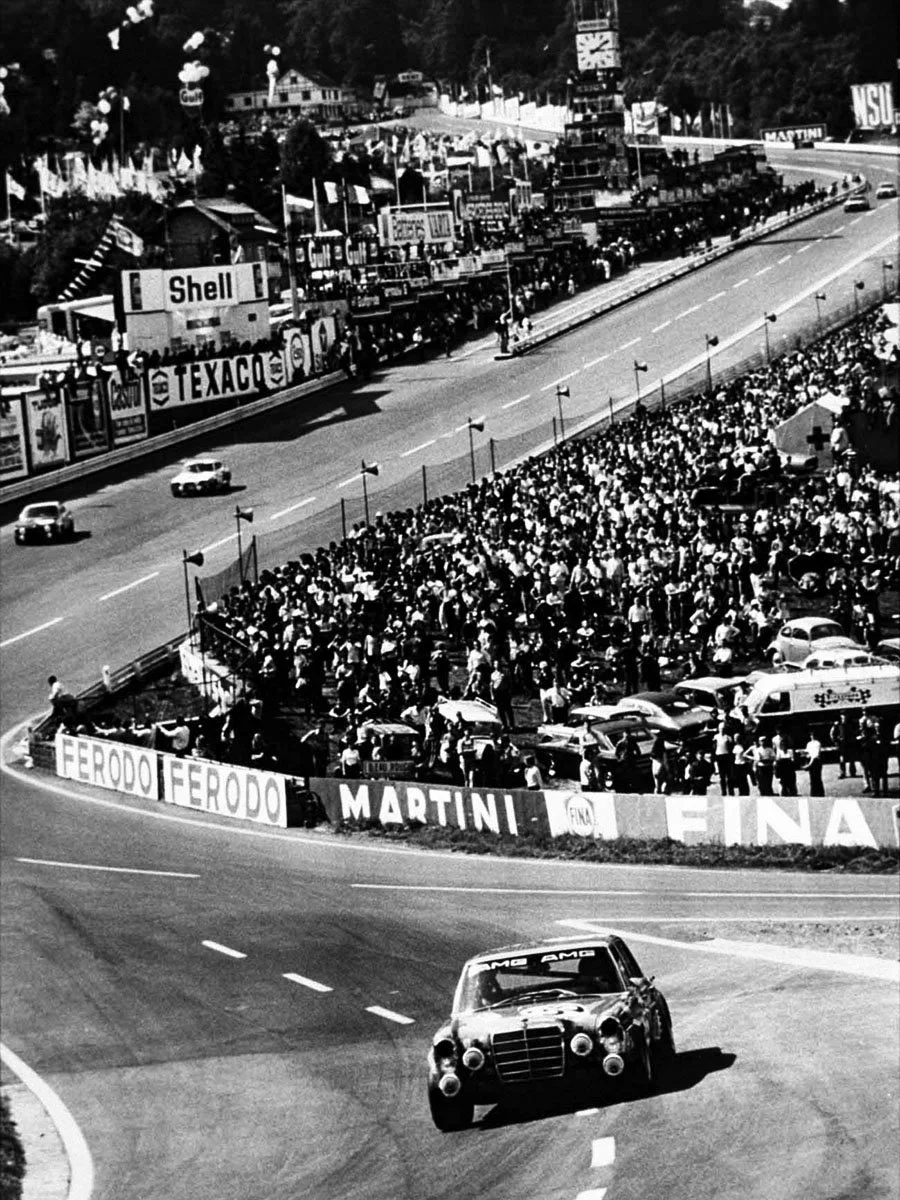 Mercedes-Benz W109 300 SEL AMG 6.8 Gr.2 'Red Pig' Guide — Supercar ...