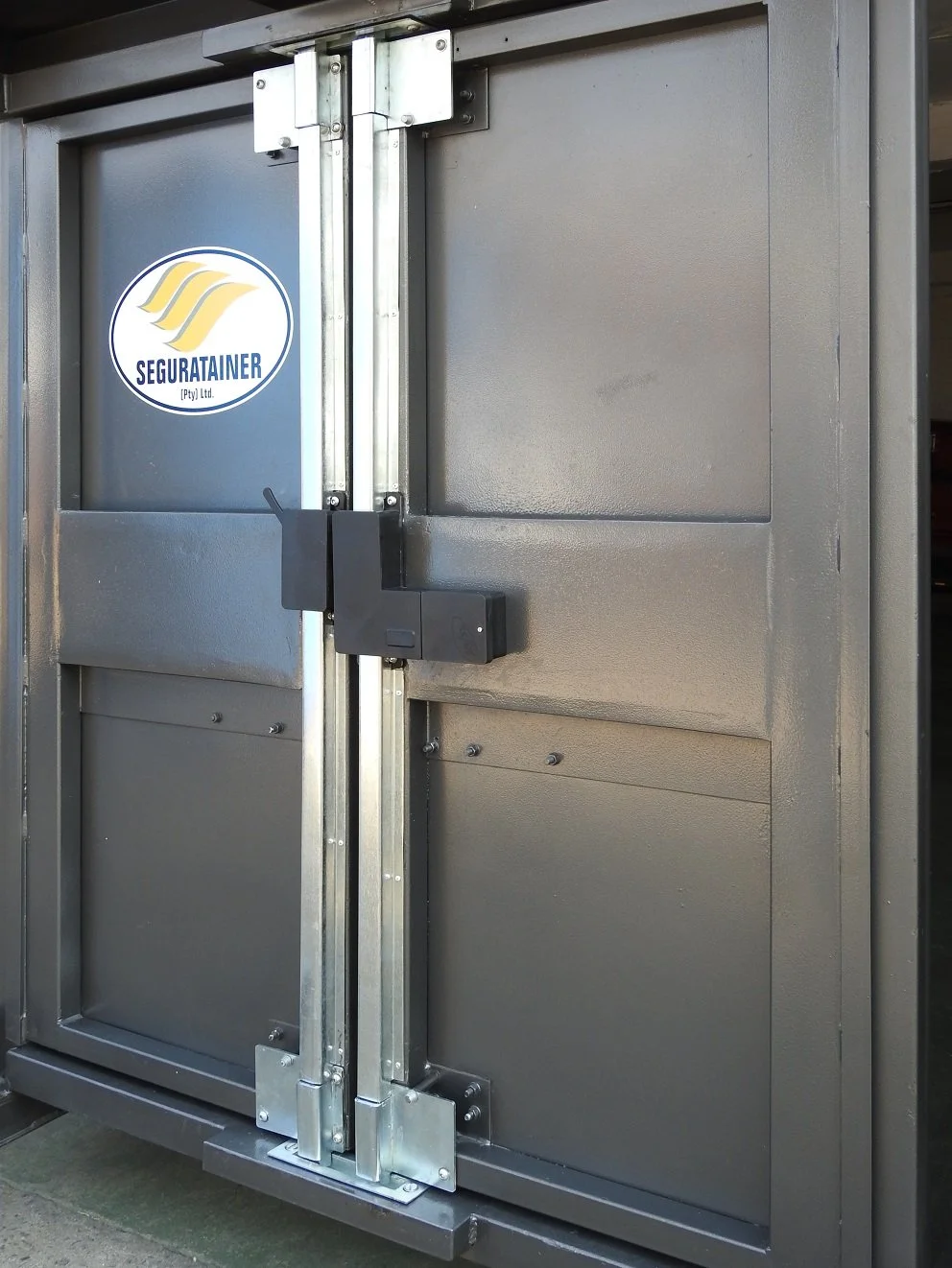 A New Generation of Shipping Container Locks — Seguratainer