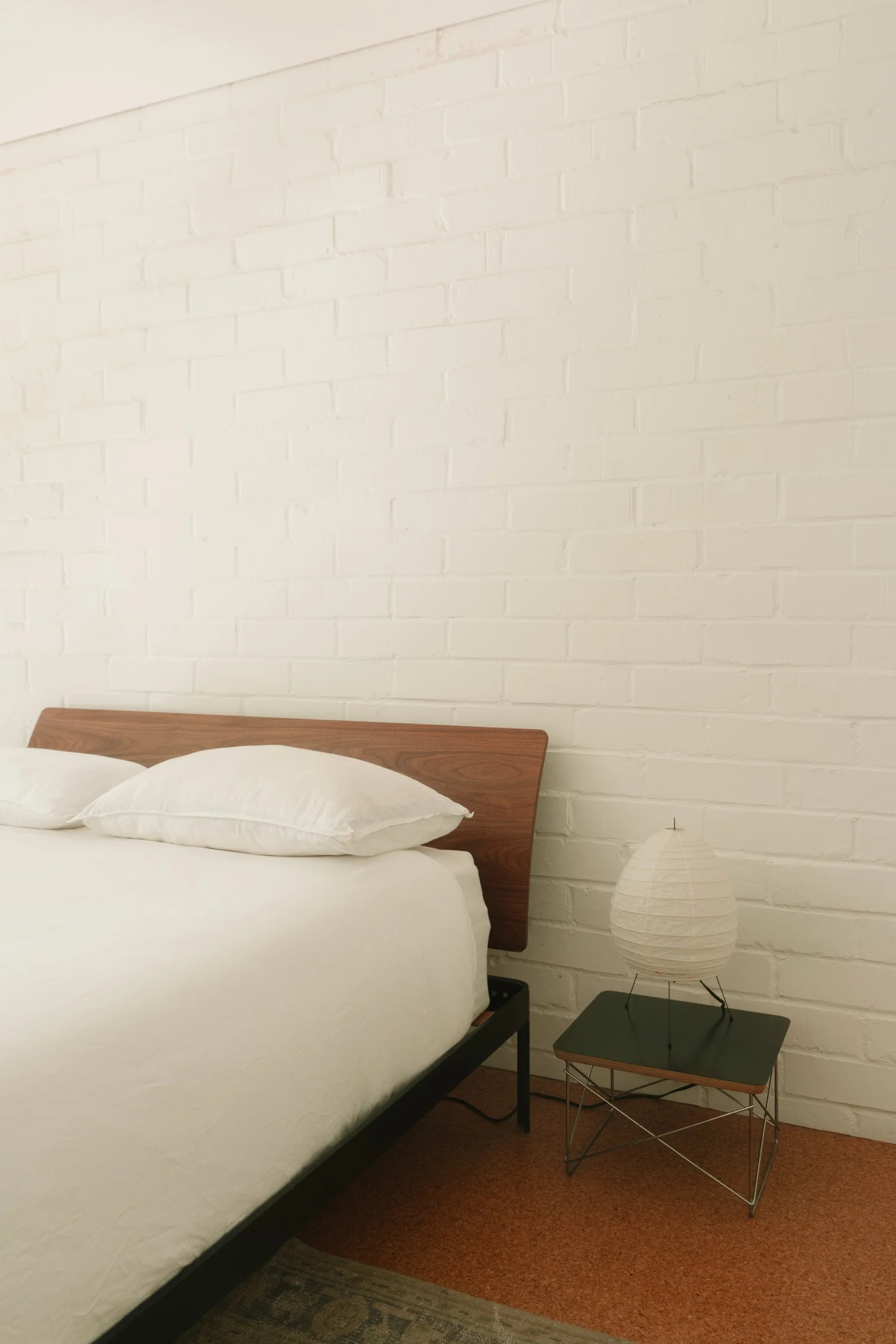 Open Space | The Courtyard Apartments, Craig Ellwood 1953 — Open Space