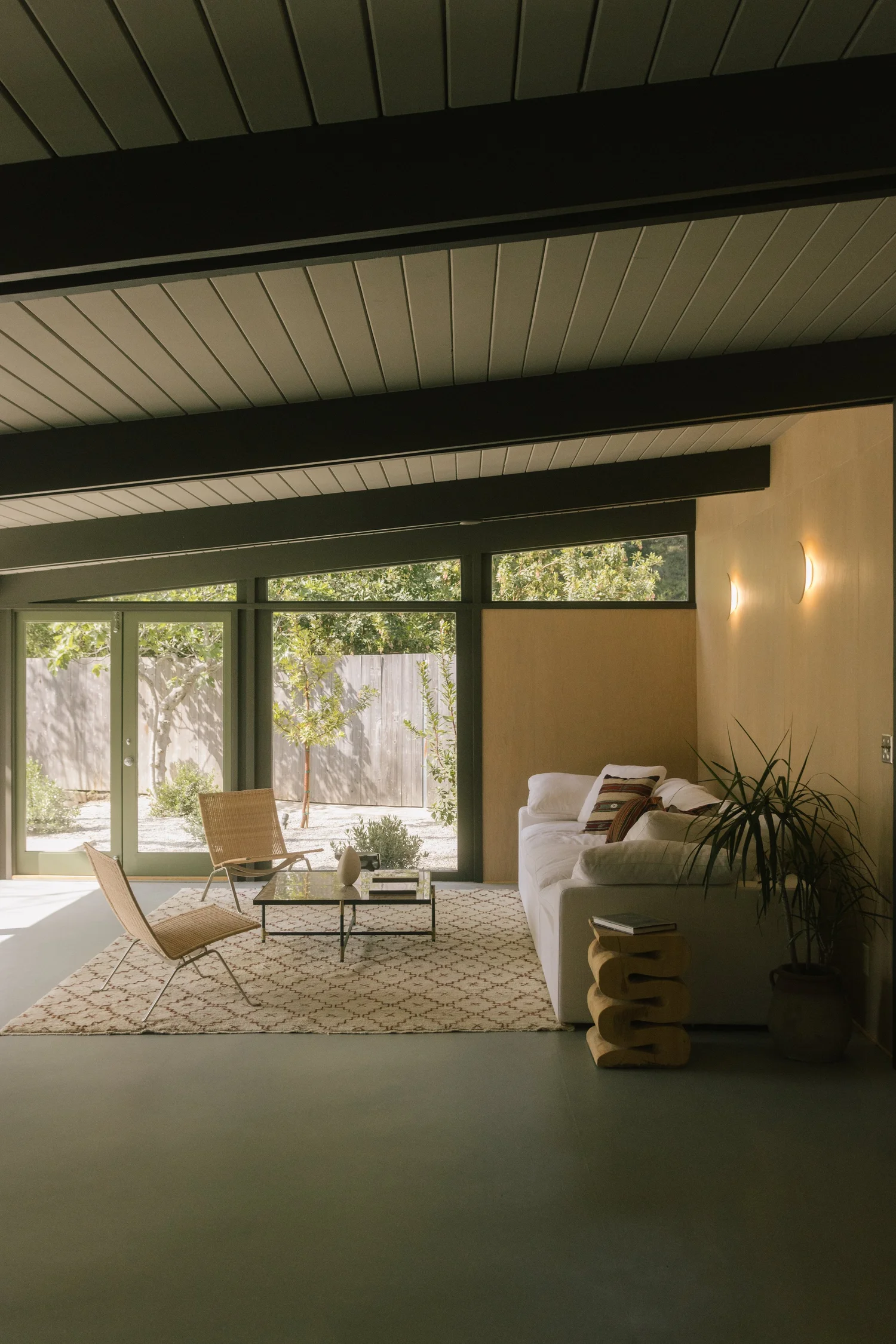 The Hart Residence, A. Quincy Jones & Whitney R. Smith (1950) — Open ...