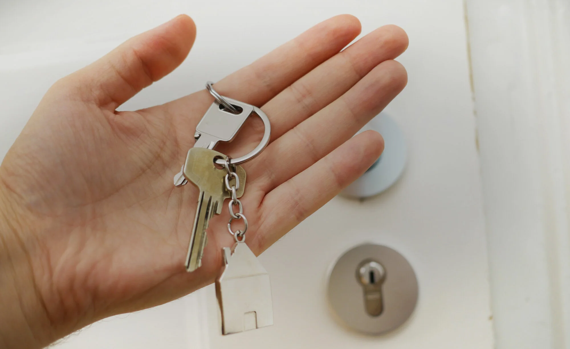 The Lady of the Lock | 24 Hour Locksmith | Slough | Call Now