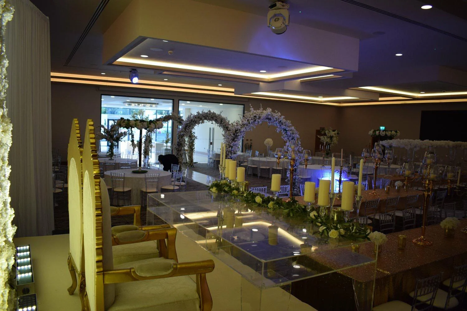 Decor — Manor Grove