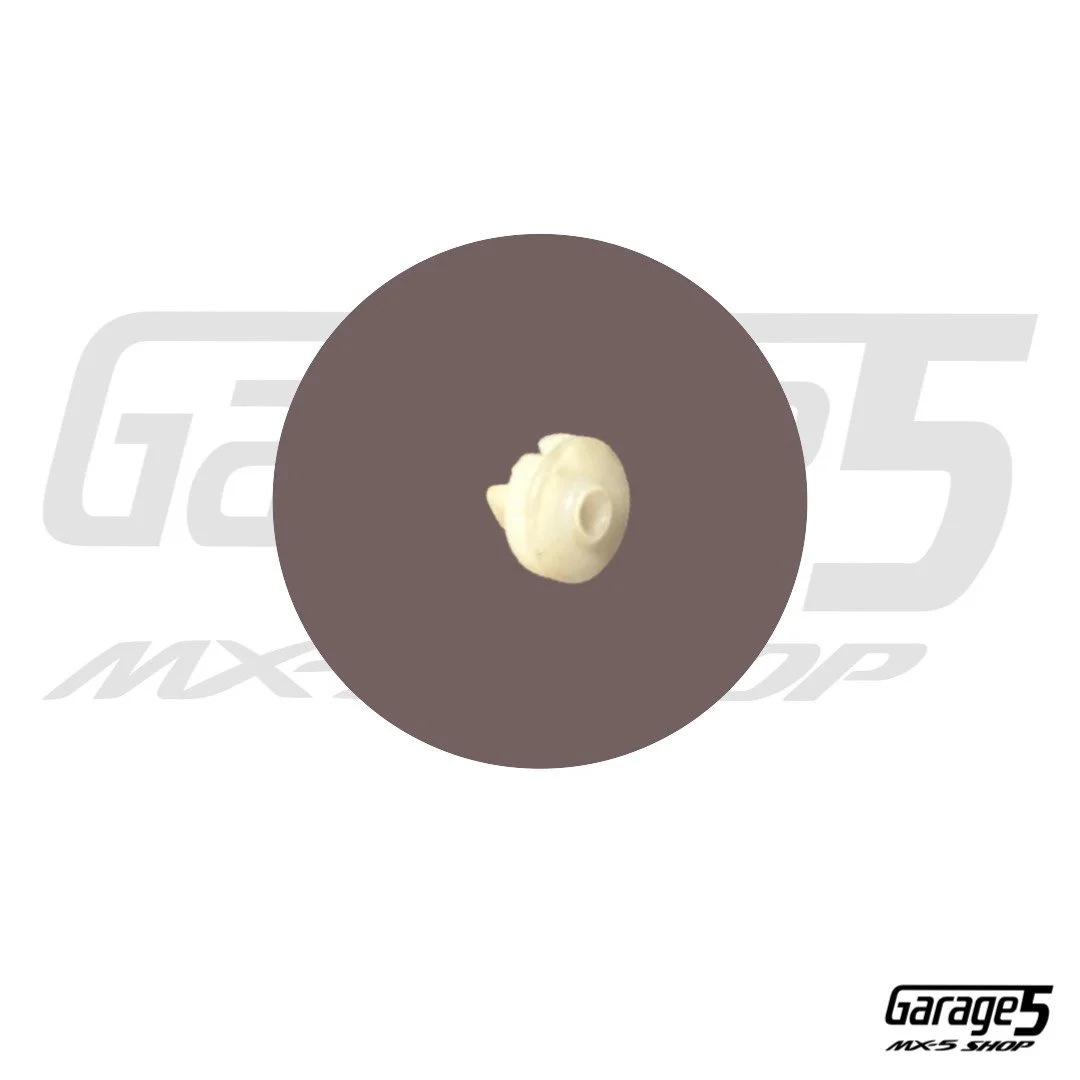 Mazda MX5 headlight shroud screw with washer NA — Garage 5