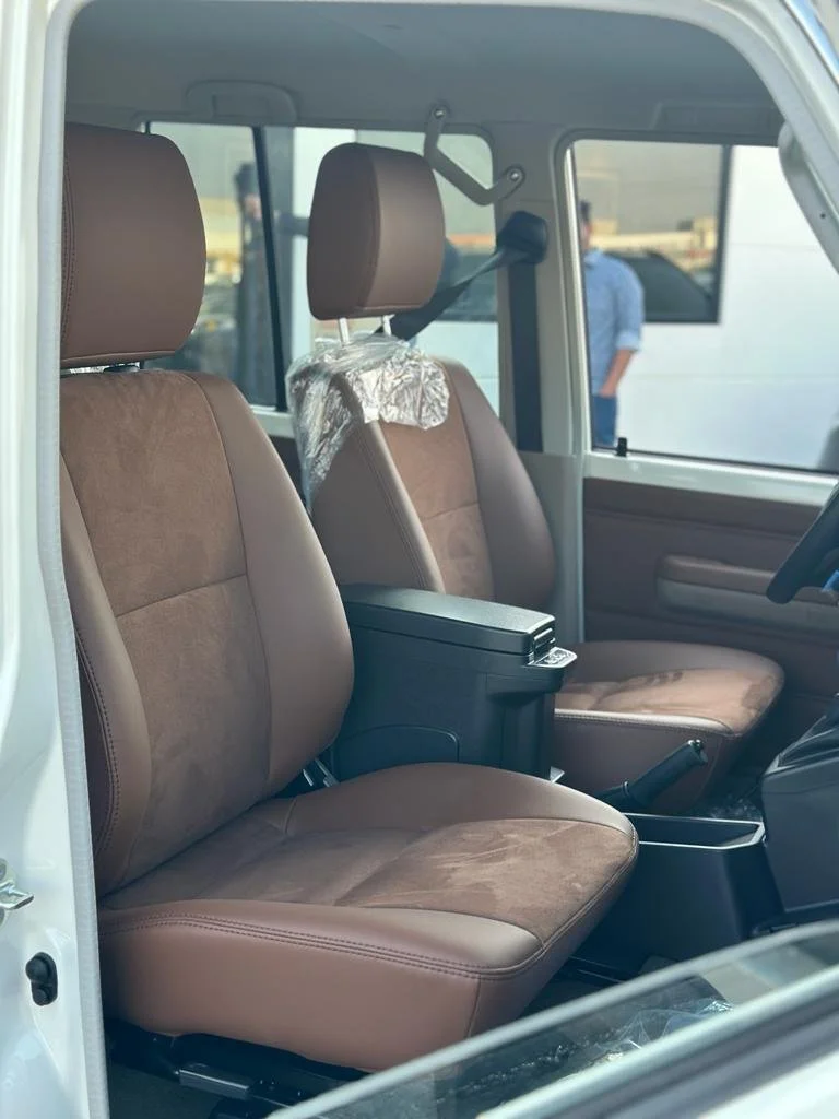 Land Cruiser Hardtop VDJ76 Diesel 4.5L V8 5-door | Mercury Global Dubai