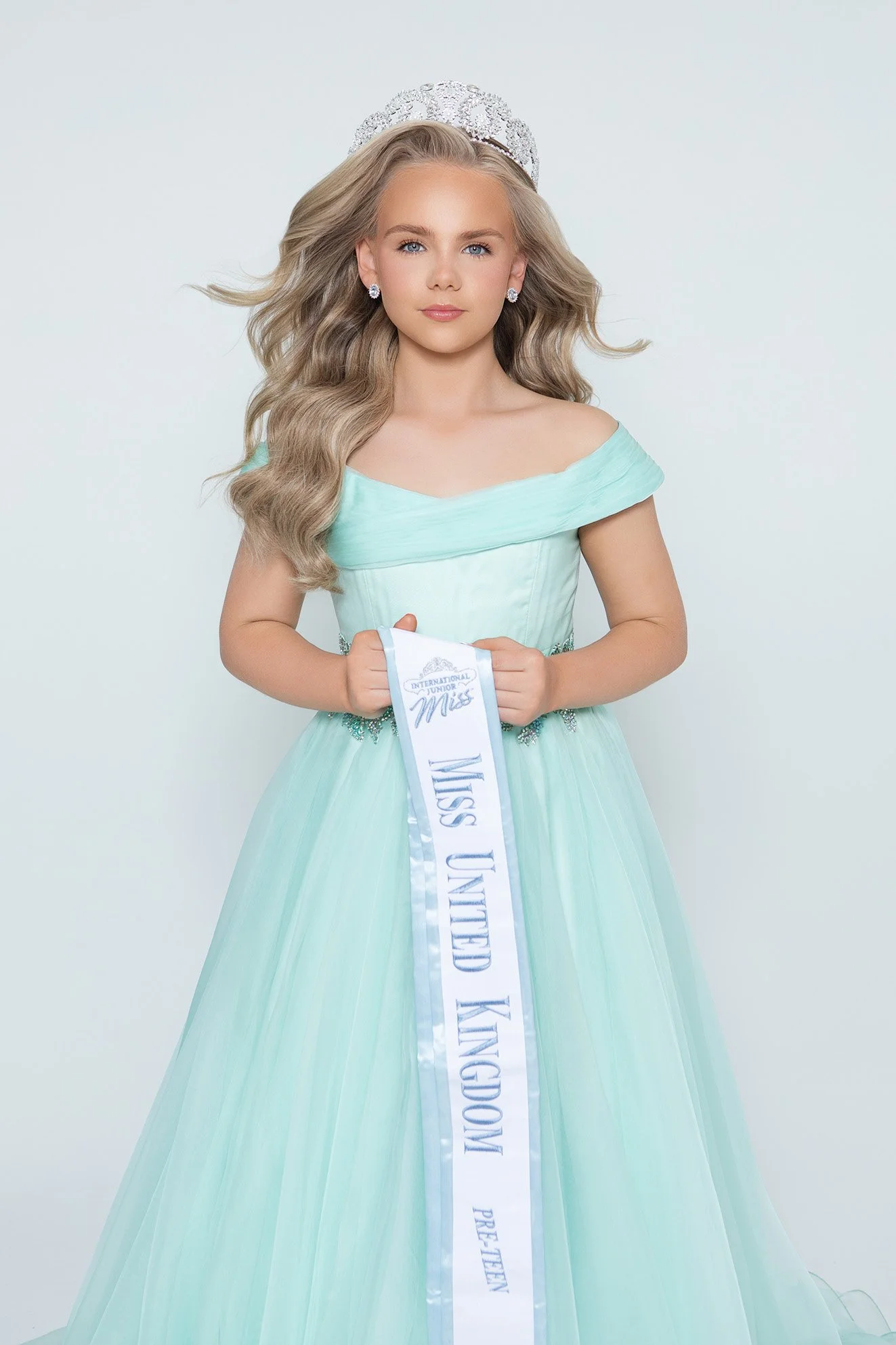 International Junior Miss UK | Child, Teen & Miss Beauty Pageant