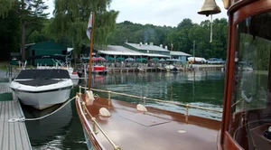 Blue Mingo Grill & Sam Smith's Boatyard