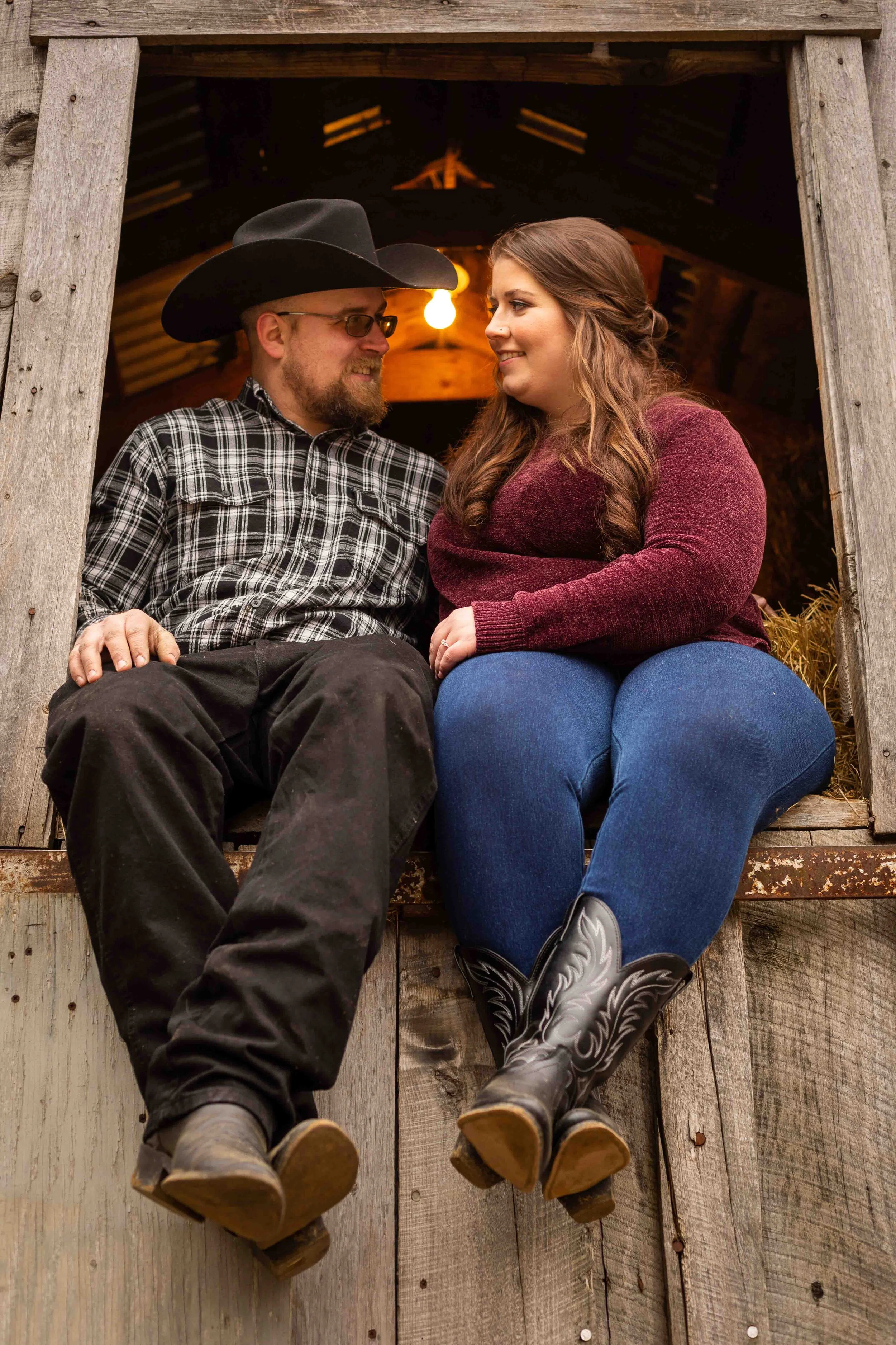 A Rustic Engagement Session in Buffumville — Tom Godfrey Photography