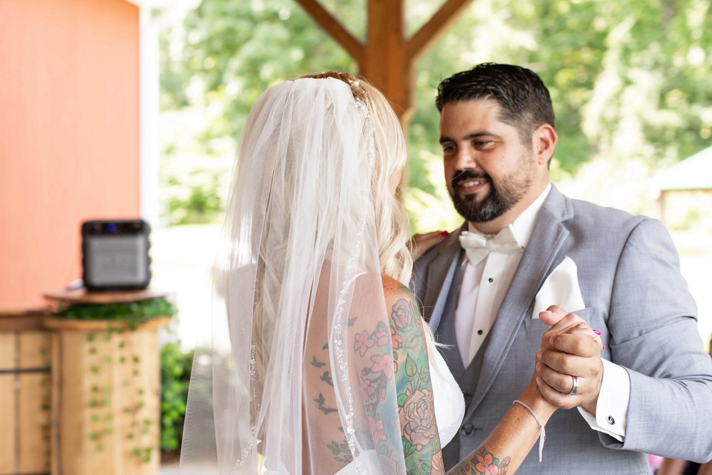 Liz and Brett: The Ultimate Backyard Wedding — Tom Godfrey Photography