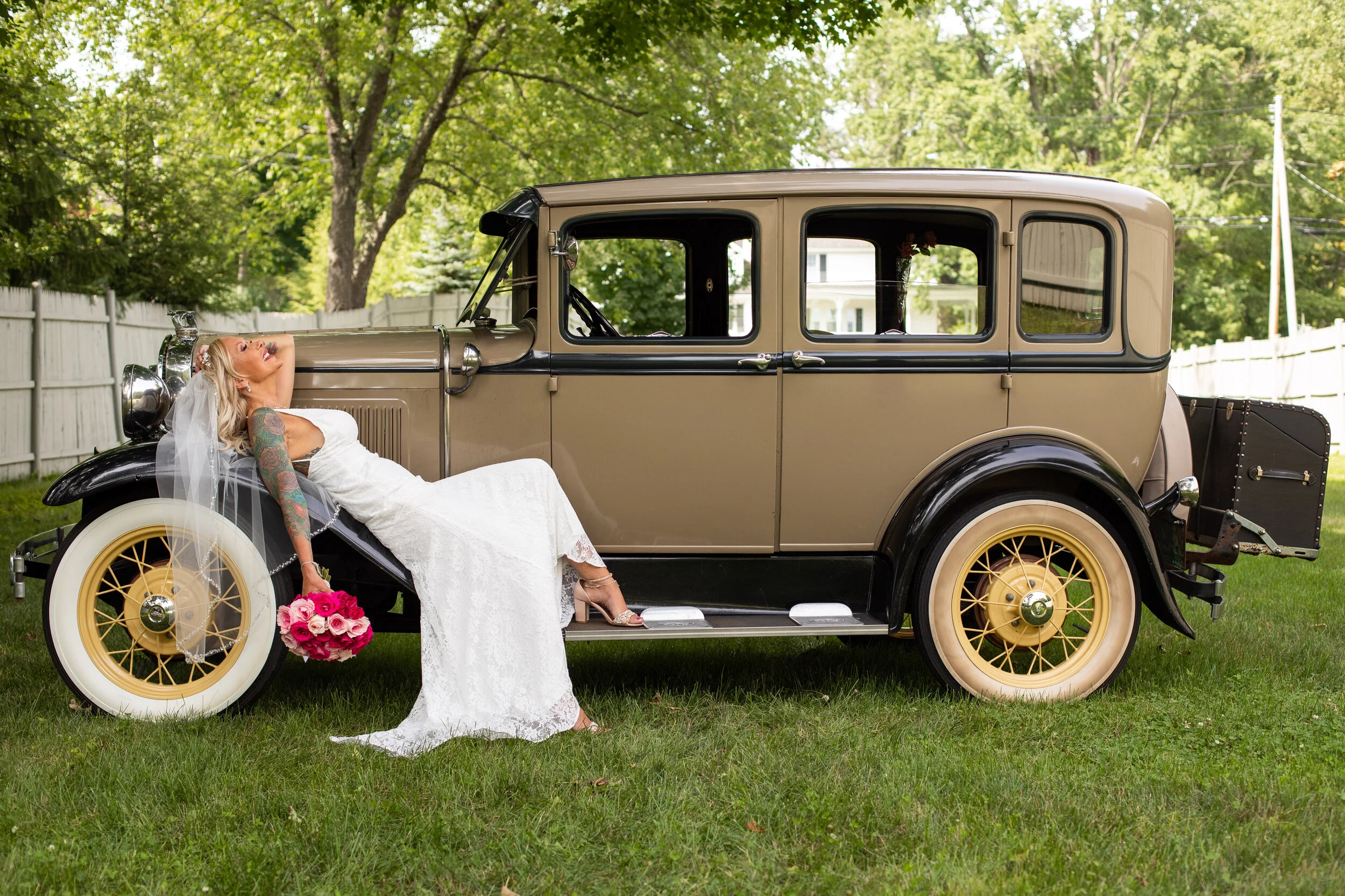 Liz and Brett: The Ultimate Backyard Wedding — Tom Godfrey Photography