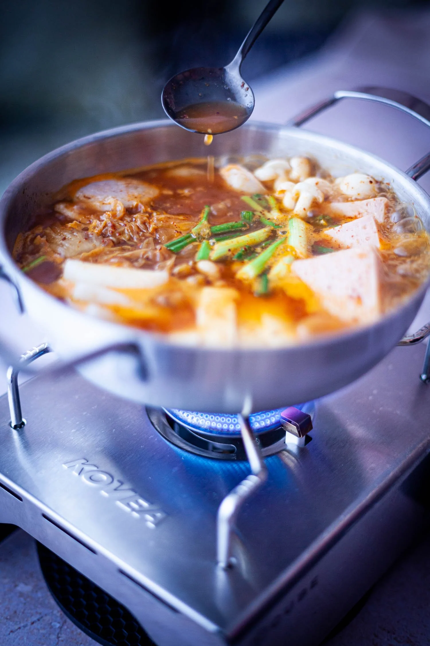 HOT POT BUDAE JJIGAE | Korean Food & One Pot Meals | Korean Hot Pot ...
