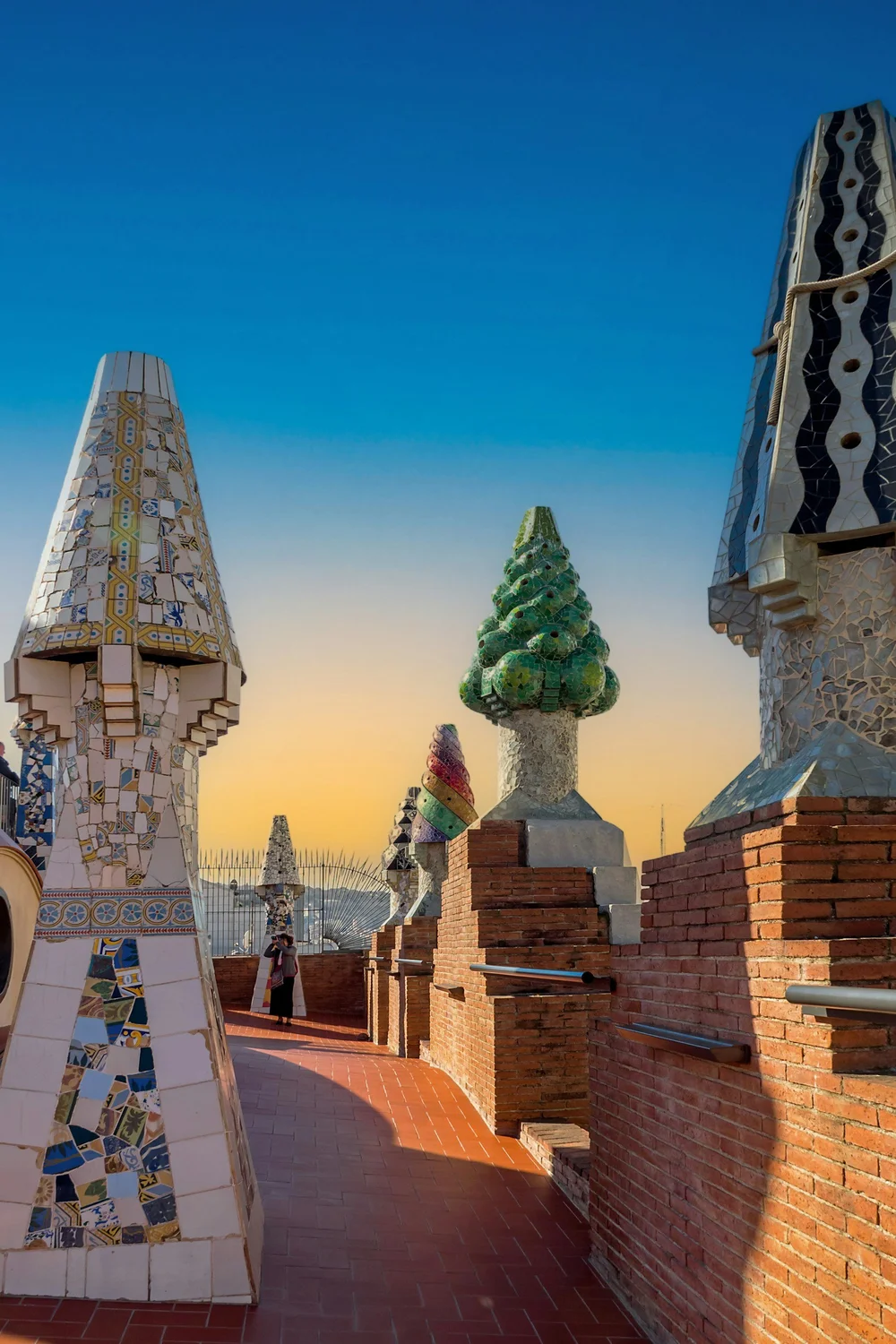 All Gaudí Buildings in Barcelona: Map, UNESCO Sites & Complete Guide ...