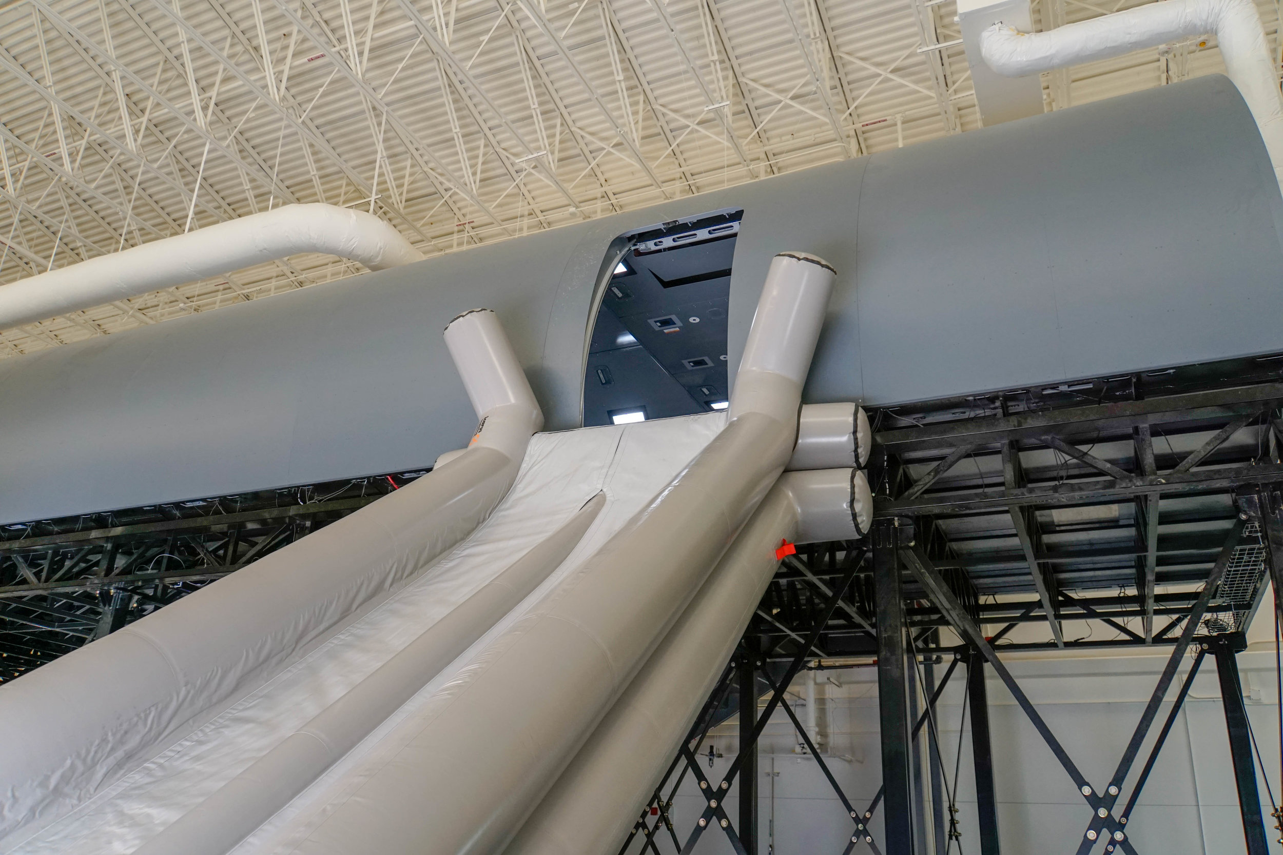 Cabin Emergency Evacuation Trainer (CEET) — Newton Design