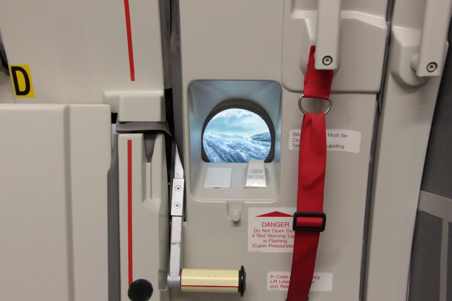 Aircraft Door Trainers, Overwing Exit Trainers, Mid-Cabin Exit Trainers ...