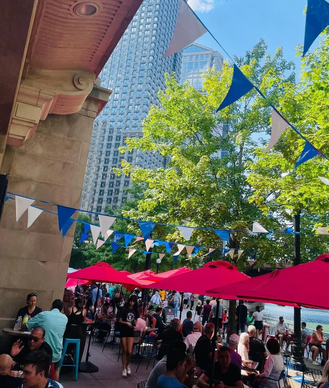 Chicago Brewhouse | Chicago Riverwalk | A Waterfront Gem with ...