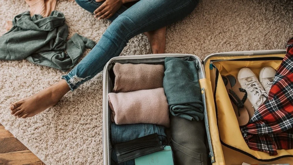 2 Week Travel Capsule Wardrobe (How To Pack + Sample Packing Lists ...