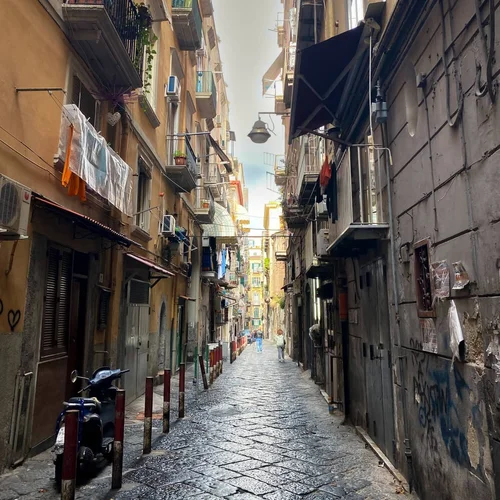 Is Naples Worth Visiting? (10 Pros & 3 Cons To Consider) — The Sensible Fay