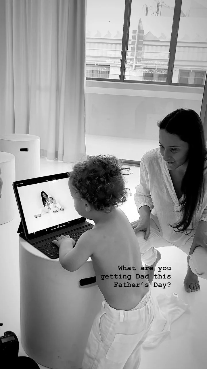 Mark Morffew Studios - Professional Portrait Studio Photography