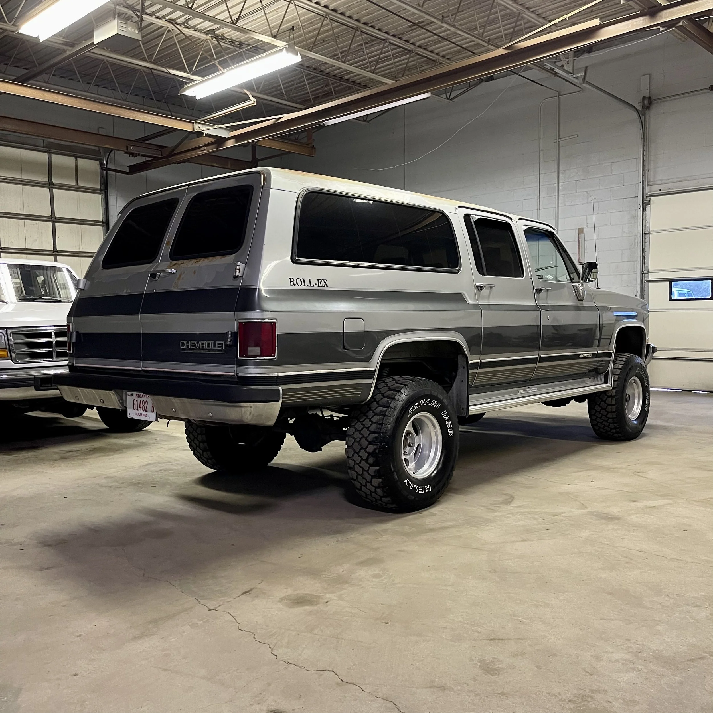 1989 Chevy Suburban 4x4