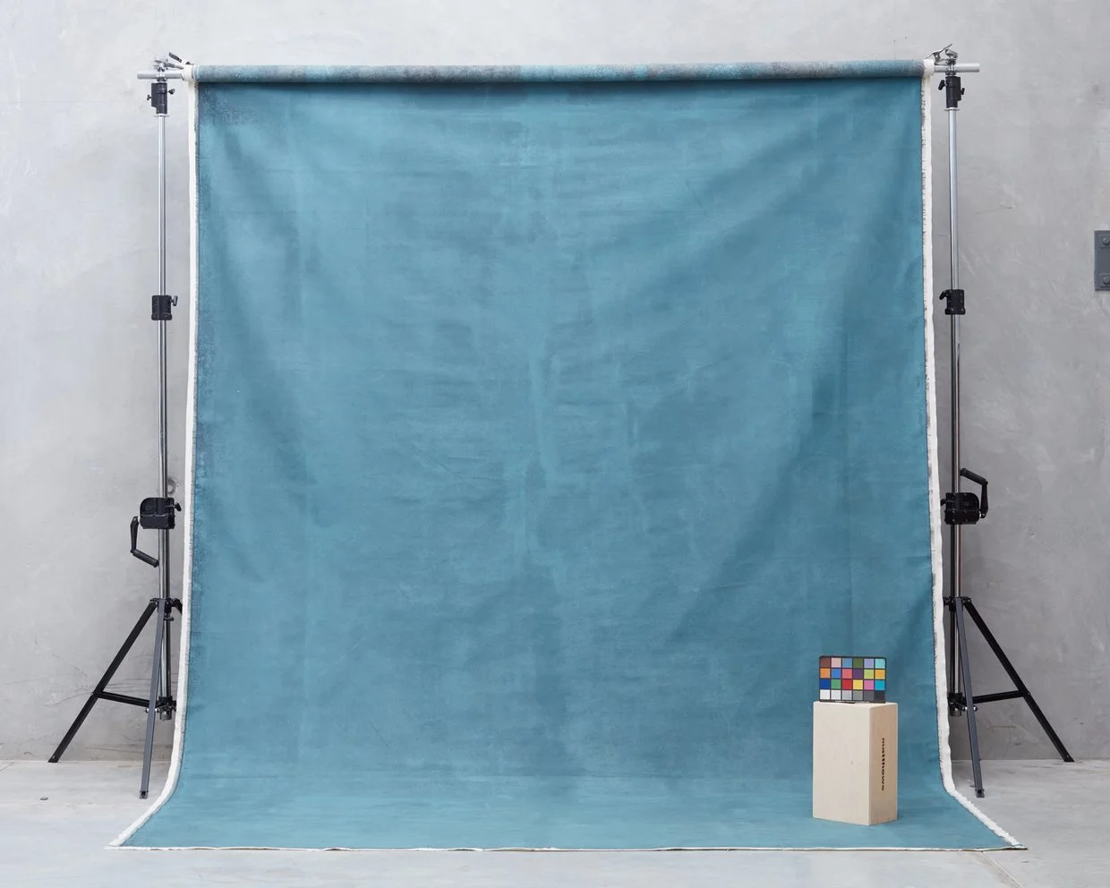 Backdrops | THE FRONT