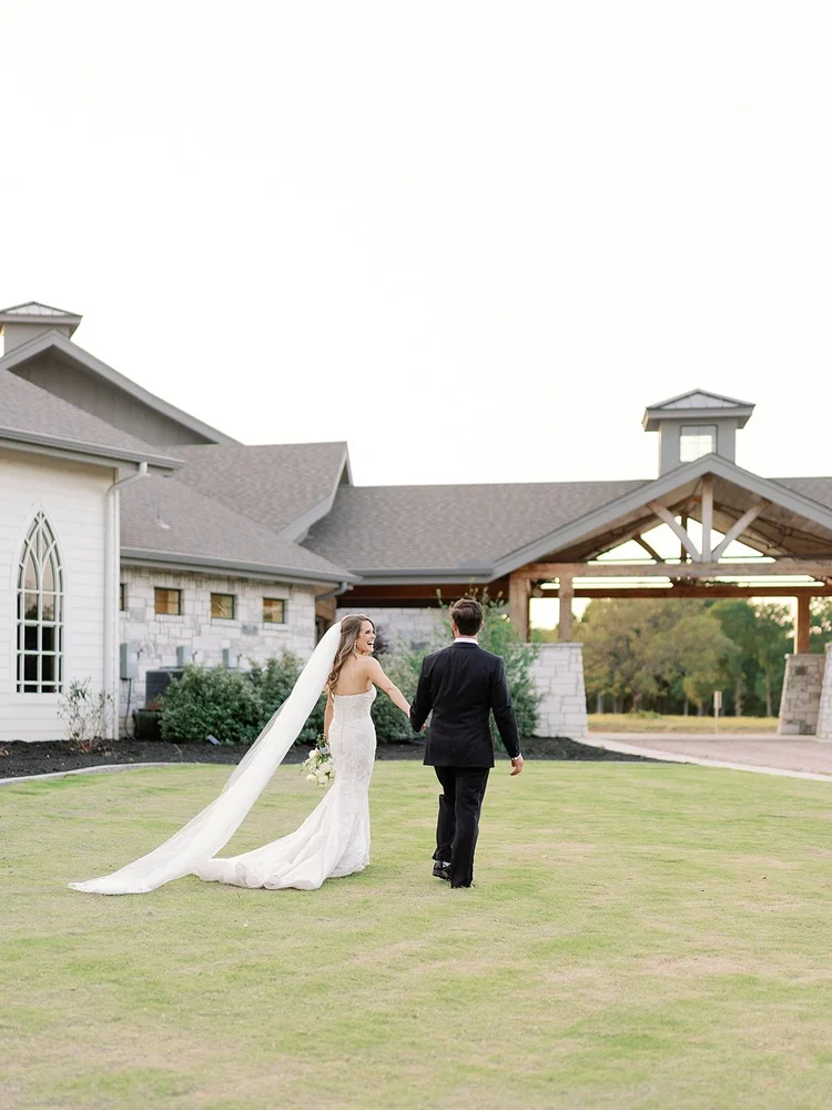 Indoor & Outdoor Wedding Venue in Austin | HighPointe Estate