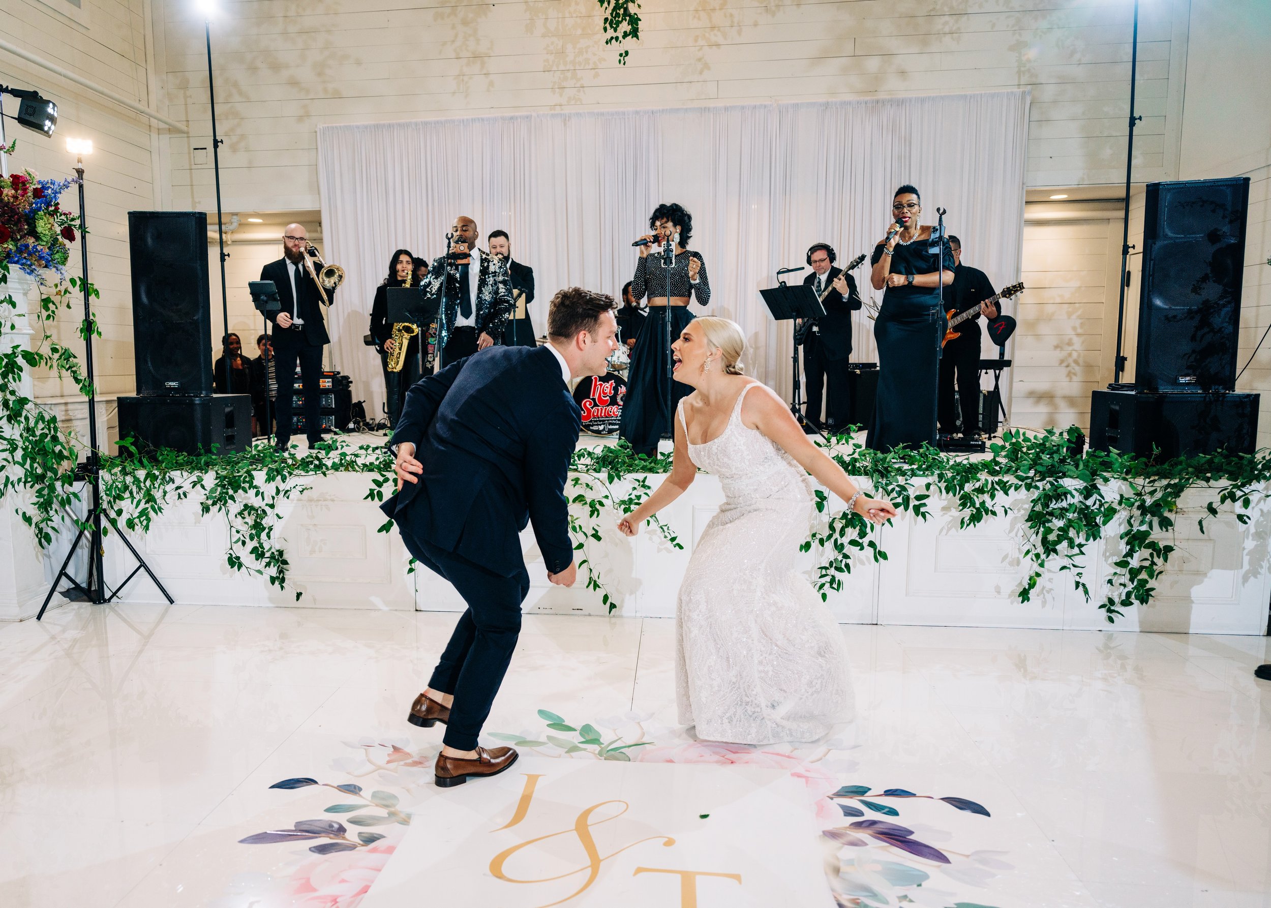 Indoor & Outdoor Wedding Venue in Austin | HighPointe Estate