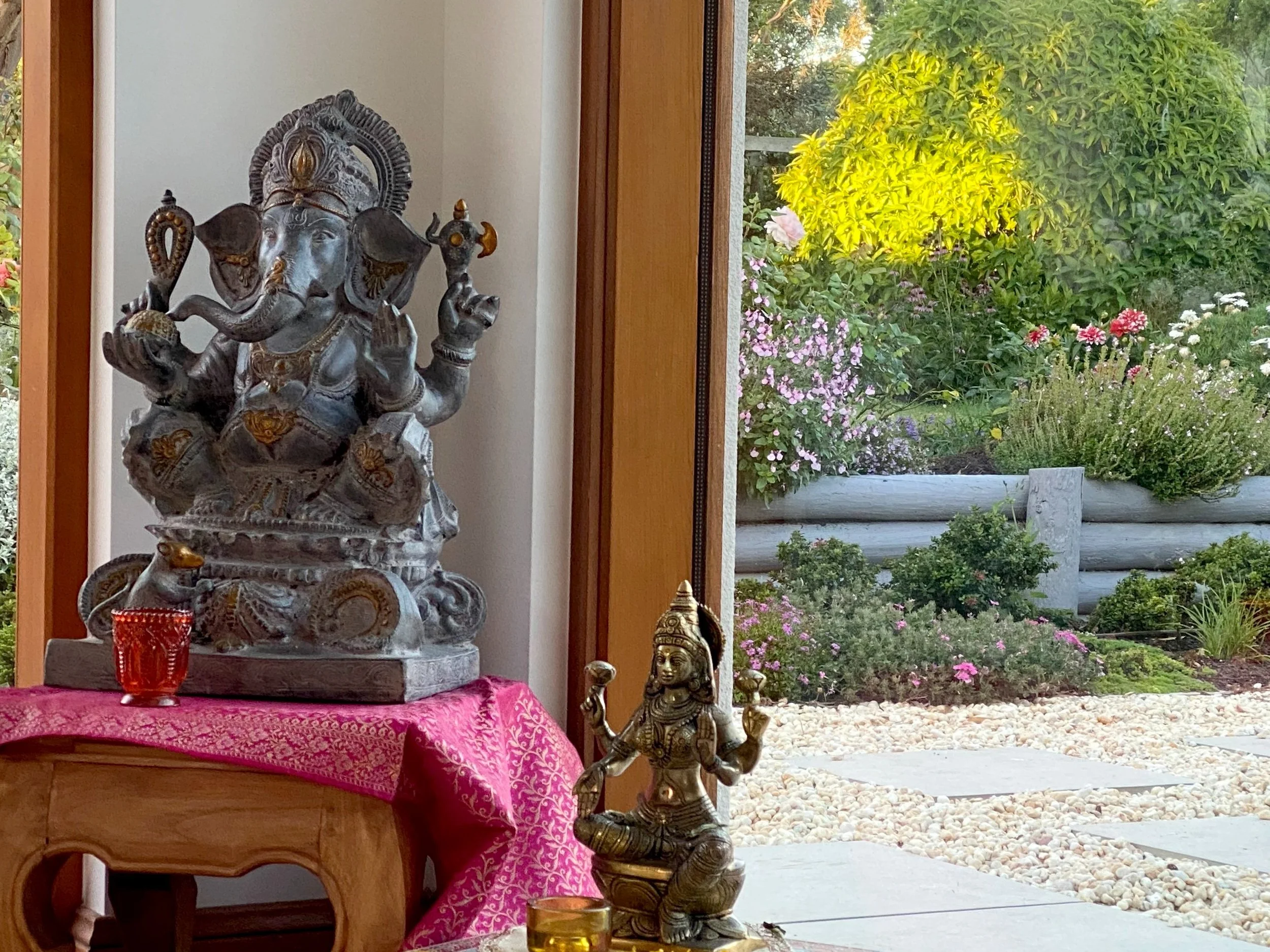 Shantarasa Yoga Darshana | Specialists in Yoga Education