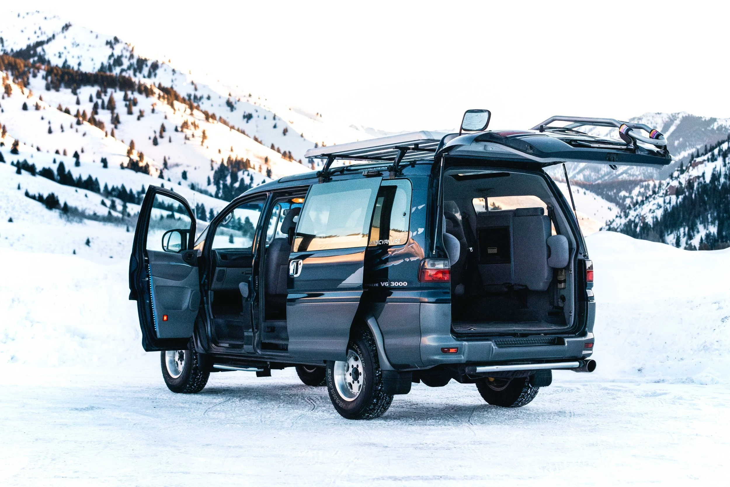 Employment Opportunities — Nomadic Van