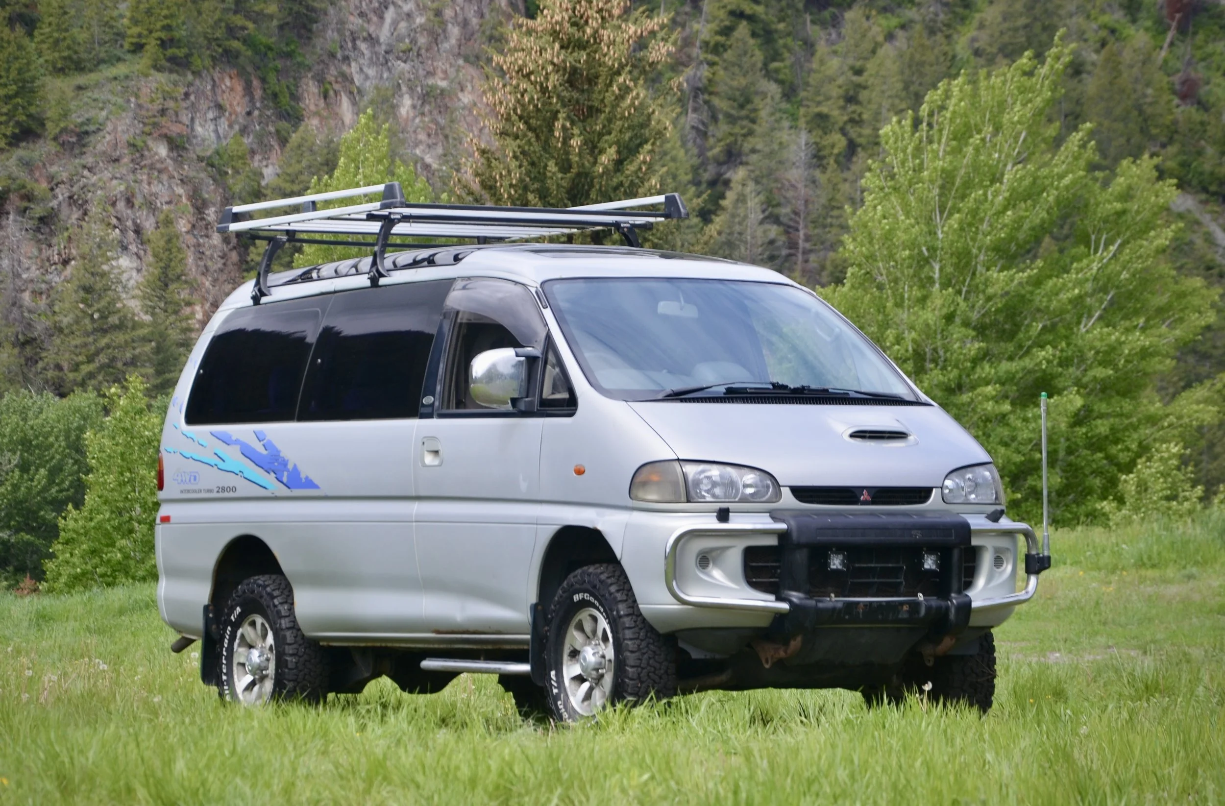 Nomadic Van – Delica Sales & JDM Maintenance