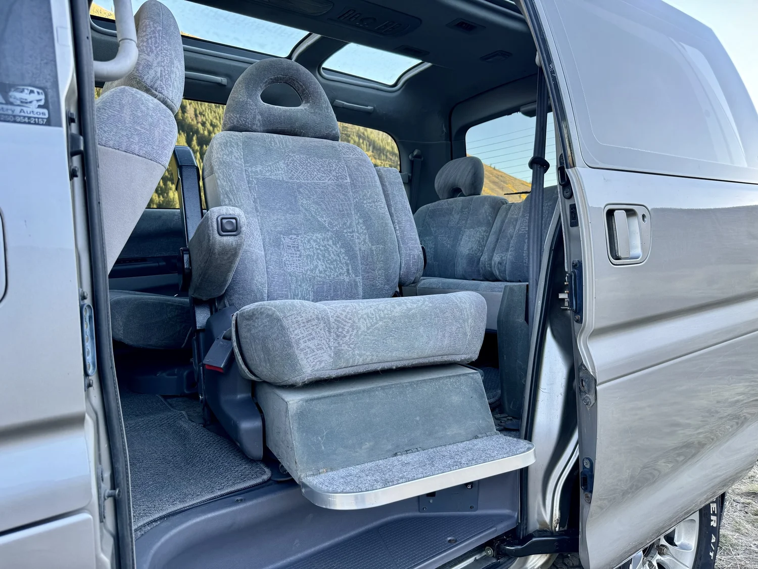 Misaki — Nomadic Van