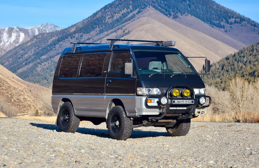 Nomadic Van – Delica Sales & JDM Maintenance