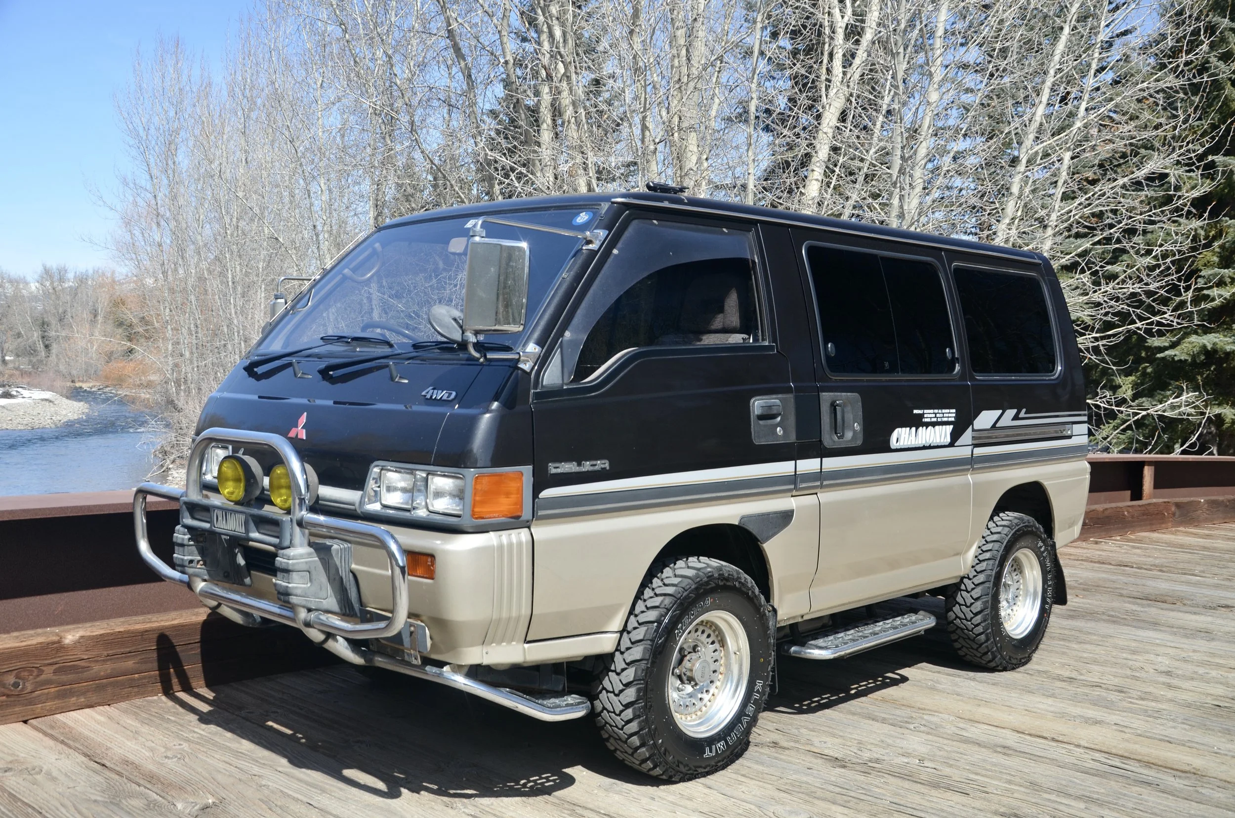 Mitsubishi Delica L300 vs L400 – Key Differences Explained — Nomadic Van