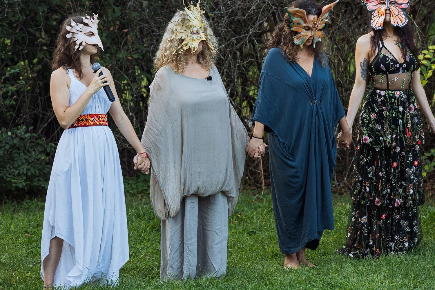 Community MASQUERADES — CIRCLE