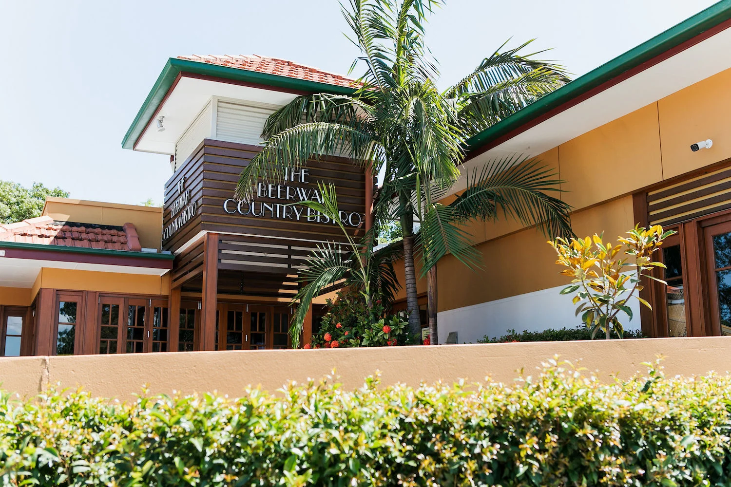 About Us — Beerwah Hotel, Iconic Family Owned Hinterland Pub ...