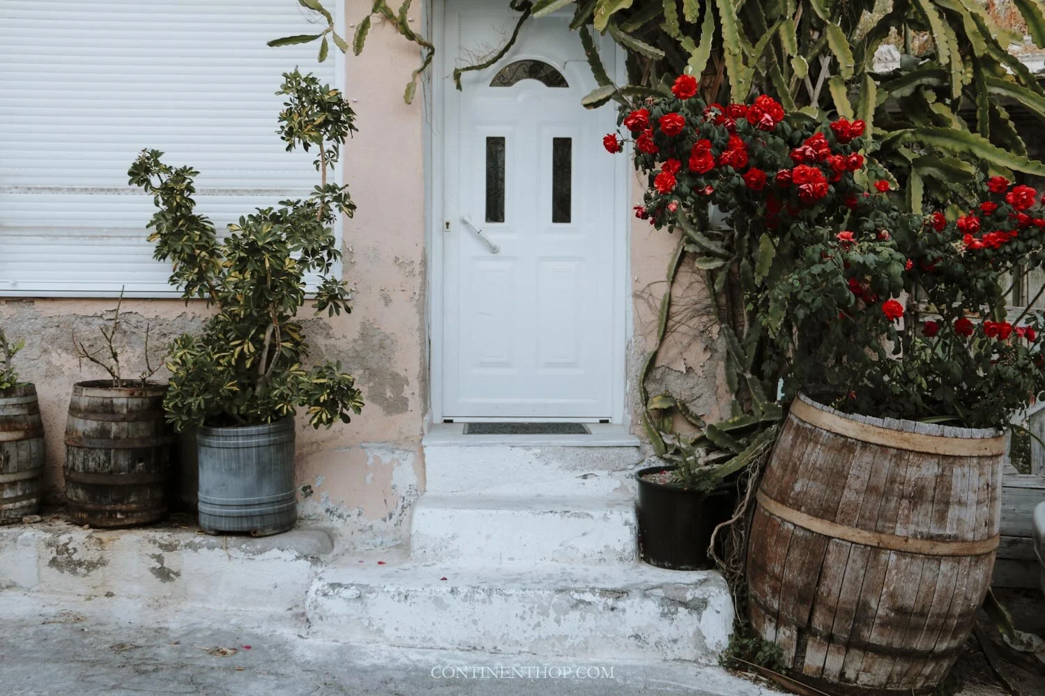 Emborio (Emporio) Santorini | In Search of Solitude Near Oia (2023 ...